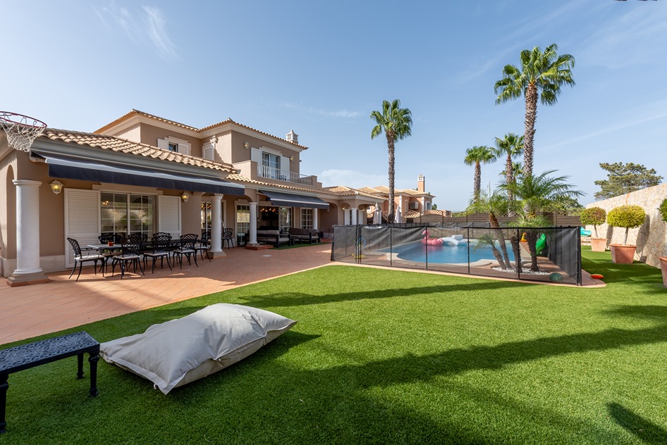 198 Varandas do Lago | Family Four Bedroom Beachside Villa