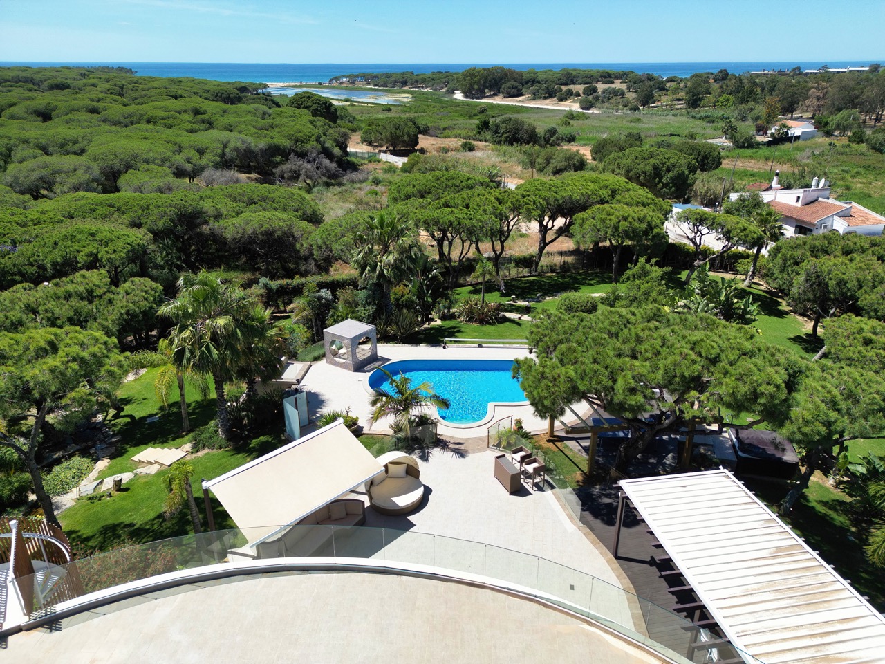Vale Do Lobo Villas - Exclusive Beach Resort in the Algarve